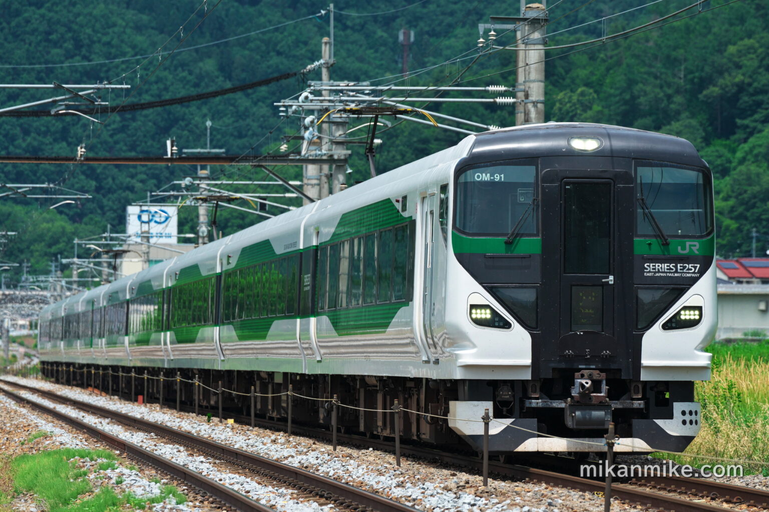 E257系5000番台 OM-91編成を使用した特急あずさ74号運転（2025/6/29） | mikanmike ～てすとぶろぐ～