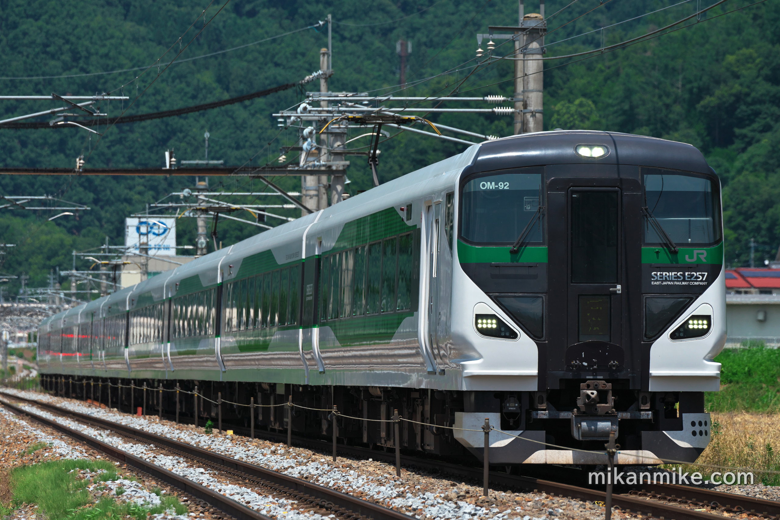 E257系5000番台 OM-92編成を使用した特急あずさ74号運転（送り込み回送）（2025/7/6） | mikanmike ～てすとぶろぐ～